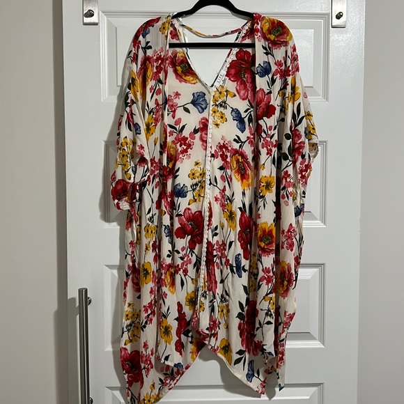 LIFE | Swim | Oversized Floral Kimono Side Splits Cut Out V Back Duster ...